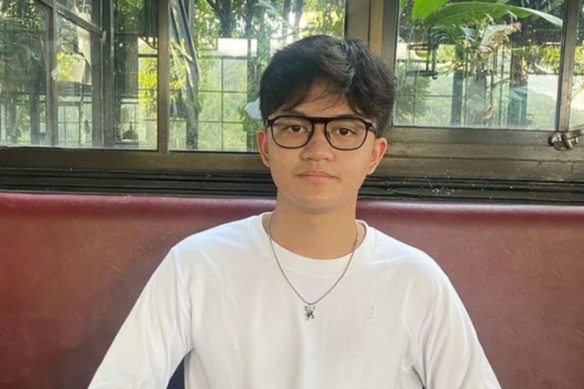 Lirik dan Terjemahan Lagu ‘Jealous Over You’ - Arash Buana