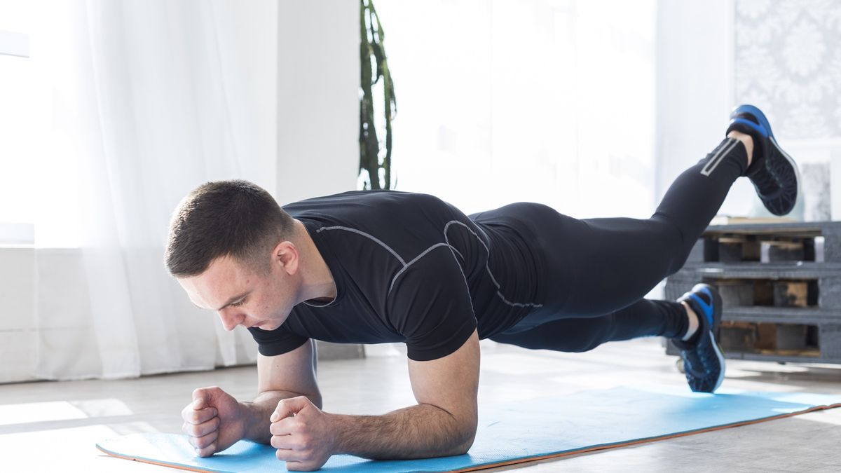 Gerakan Workout Mengecilkan Perut yang Efektif - Kompas.com