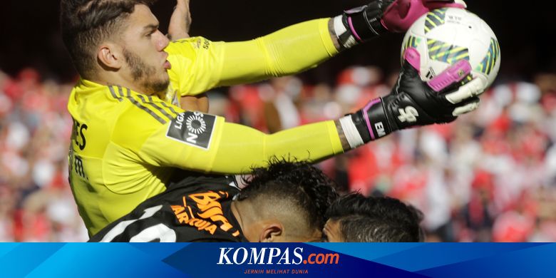 Kiper Benfica Ini Beri Sinyal Kuat Pindah ke Man City