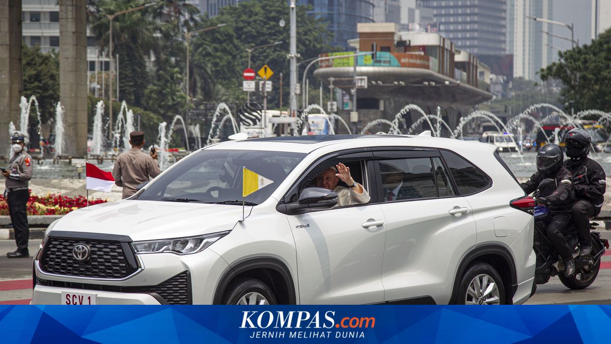 Spesifikasi Toyota Innova Zenix Hybrid yang Dipakai Paus Fransiskus