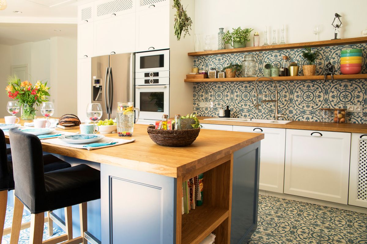 Tidak Sulit, Ini 5 Tips Menata Rak Terbuka agar Tetap Rapi