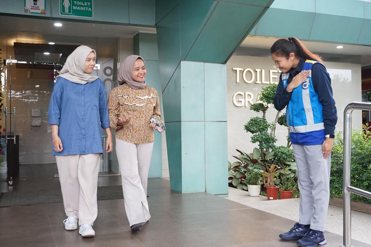 Di Balik Nyamannya Rest Area, Ada Satgas Kebersihan Siaga 24 Jam