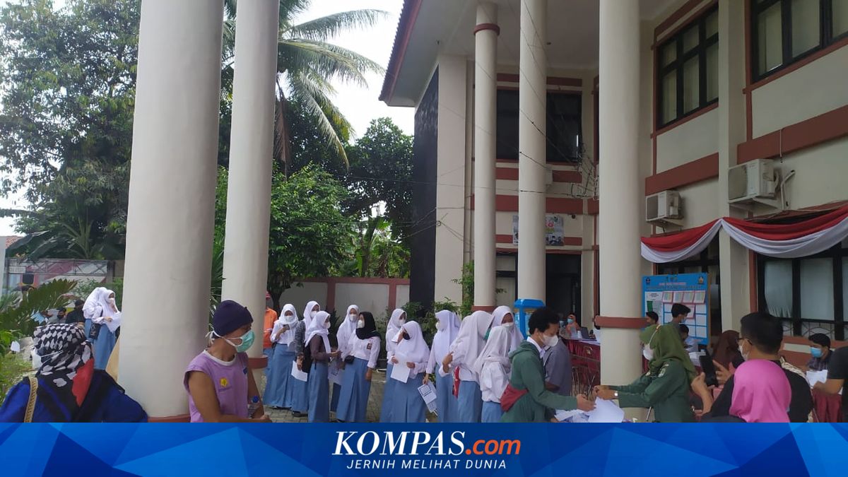 Dapat Jatah Vaksin Pfizer, Pelajar SMA 12 Depok: Biar Bisa Sekolah