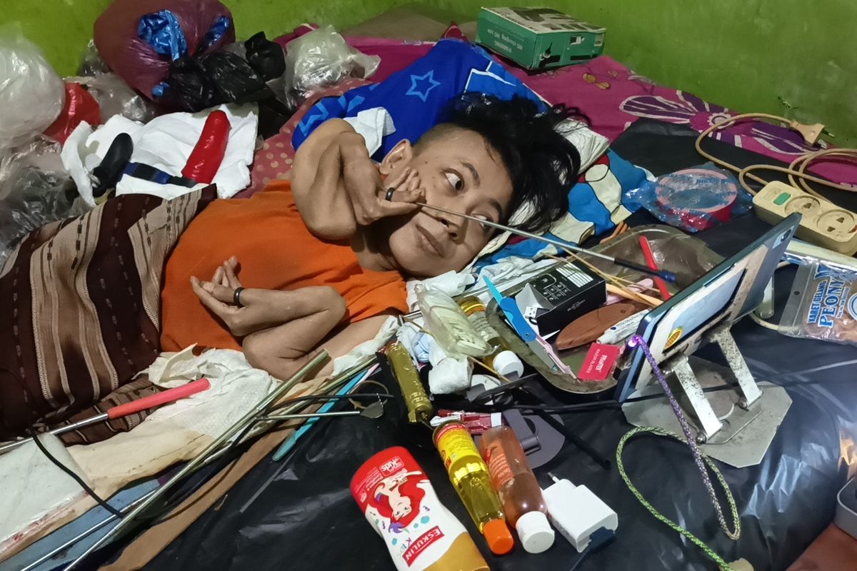 Viral Kisah Penyandang Disabilitas di Bekasi Disebut Hidup Sebatang ...