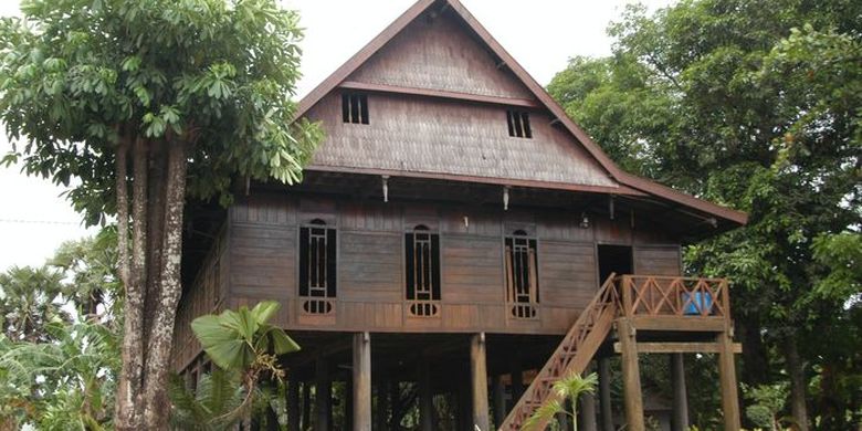 Budaya Khas Suku Bugis