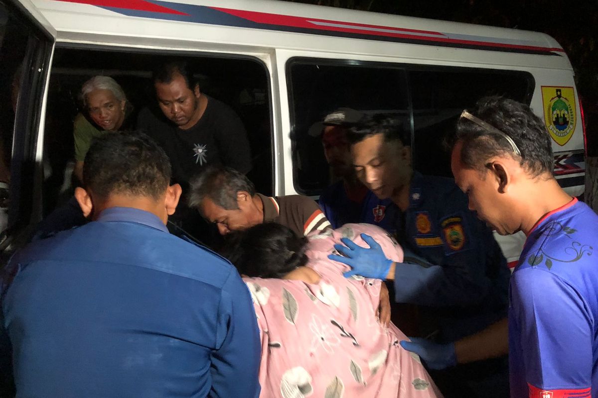 Warga Sragen dengan Berat 300 Kg Dievakuasi 1,5 Jam ke RS, Ini Prosesnya