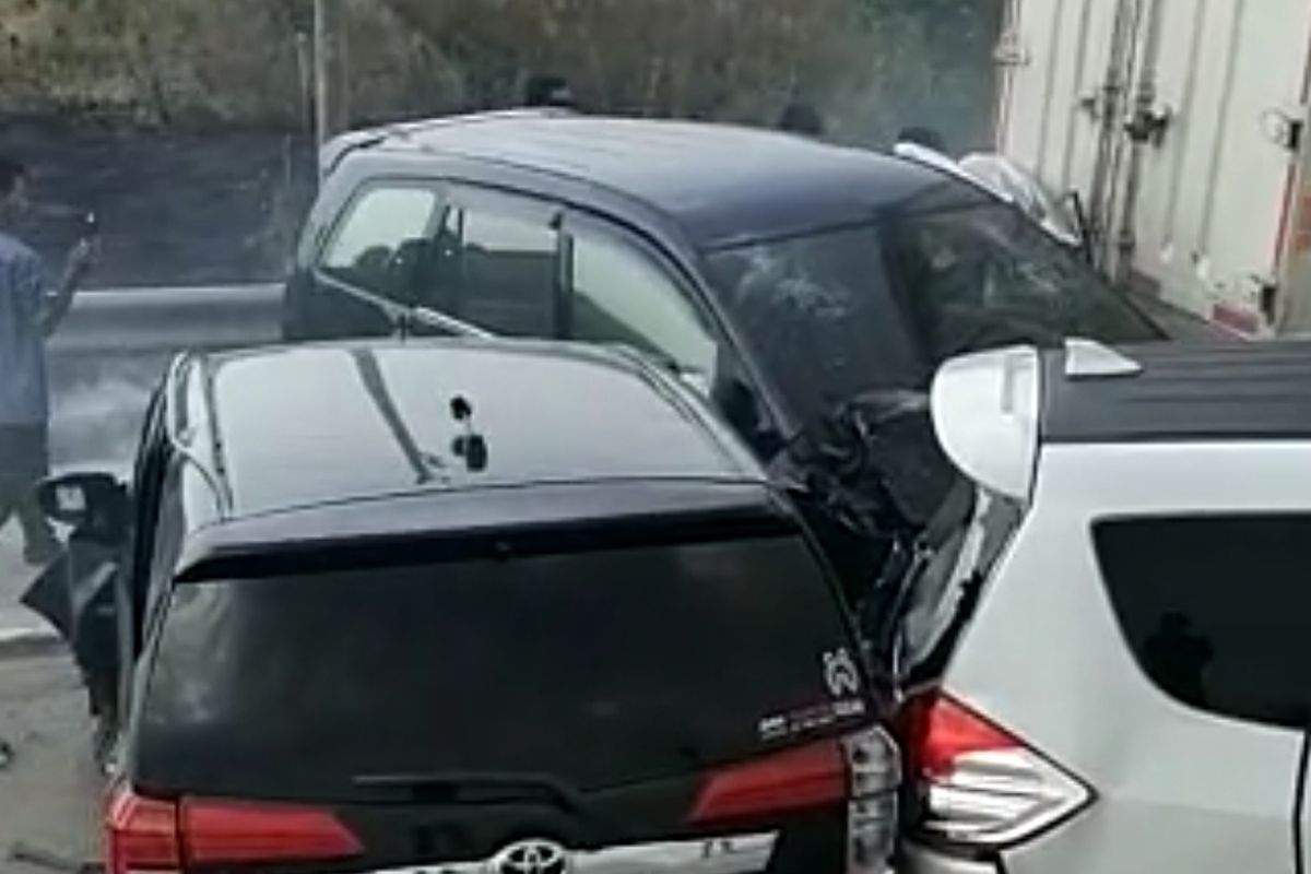 Penyebab Kecelakaan Beruntun di Tol Pejagan-Pemalang, 8 Kendaraan Tabrakan 1 Korban Tewas