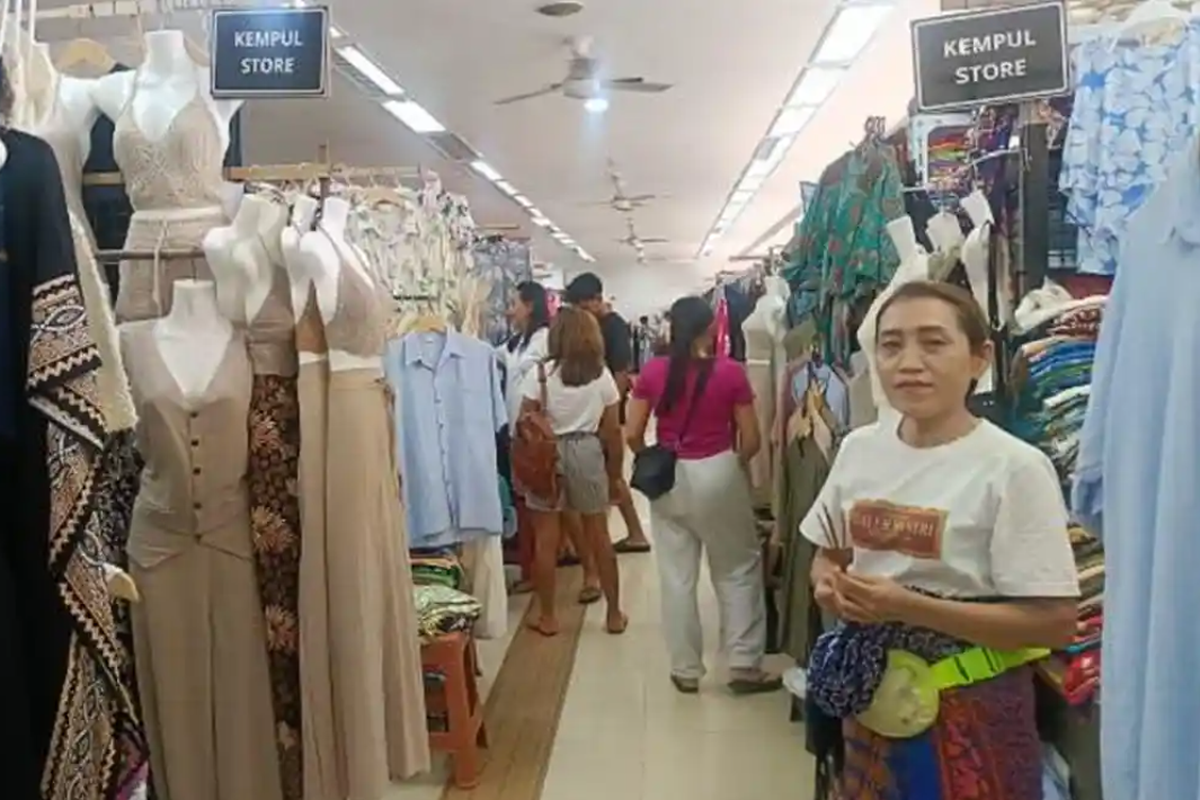 Pasar Seni Sukawati Bali Sepi Pengunjung, Pedagang Bertahan Lewat Medsos
