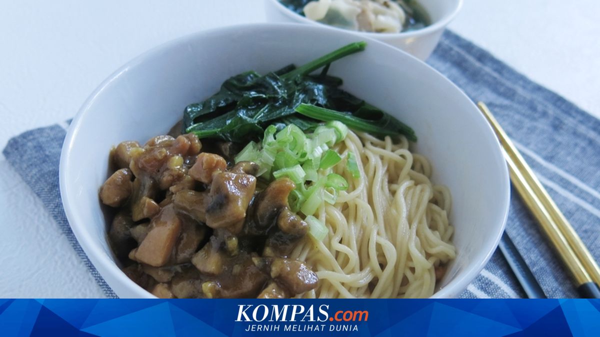 Heboh Mi Ayam Ada Kepala Tikus, Pemilik Warung Bersumpah di Kantor MUI