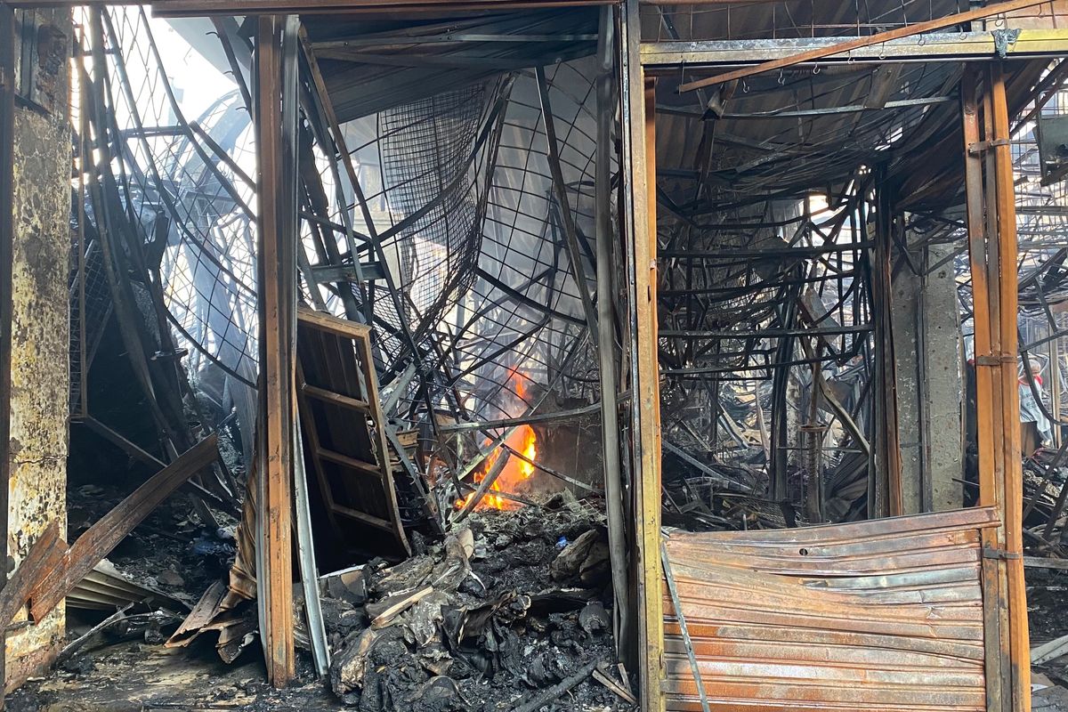 Kondisi Terkini Pasar Taman Puring Usai Terbakar, Api Sempat Kembali ...