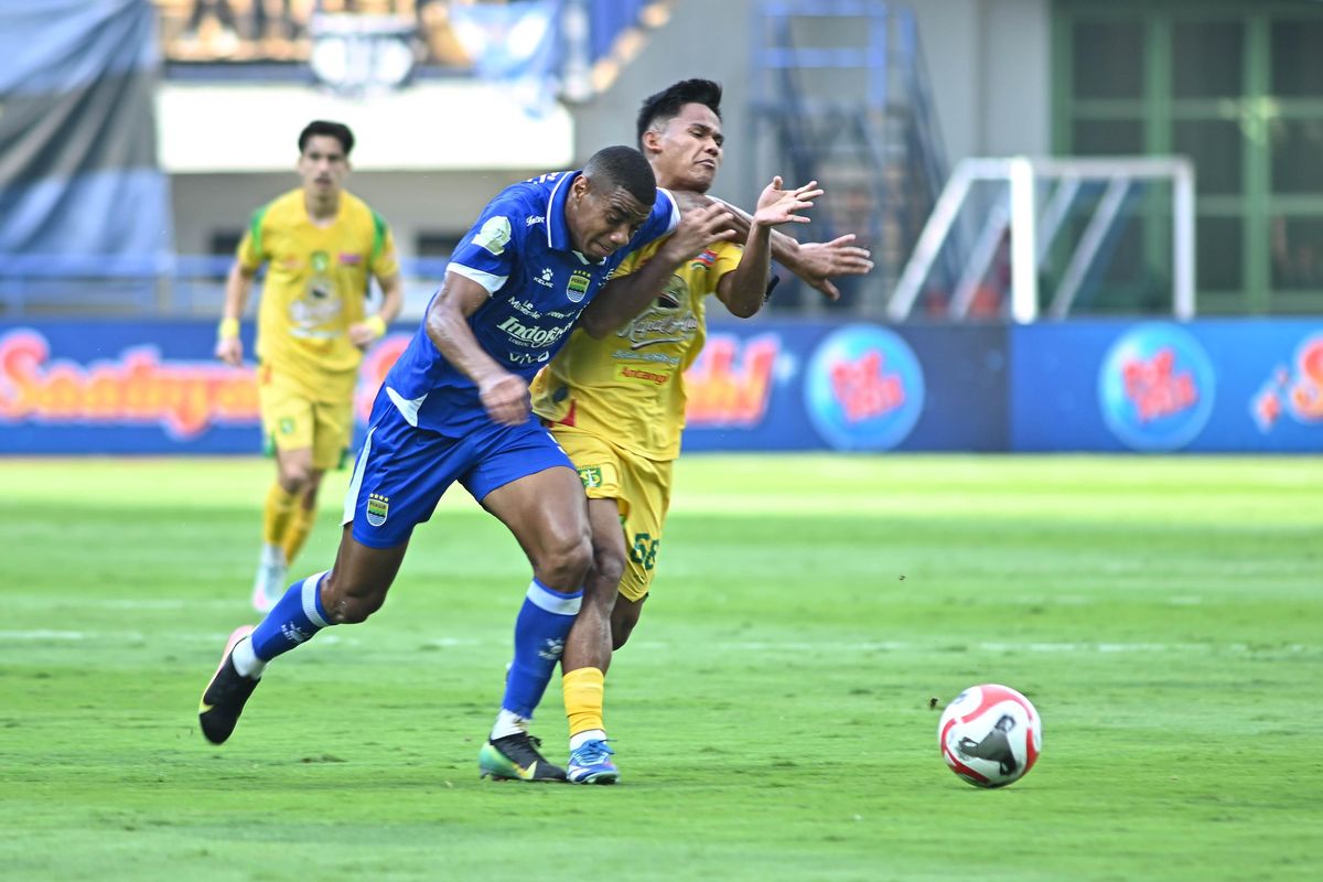 Hasil Babak Pertama Persib Bandung Vs Persebaya Surabaya 0-0