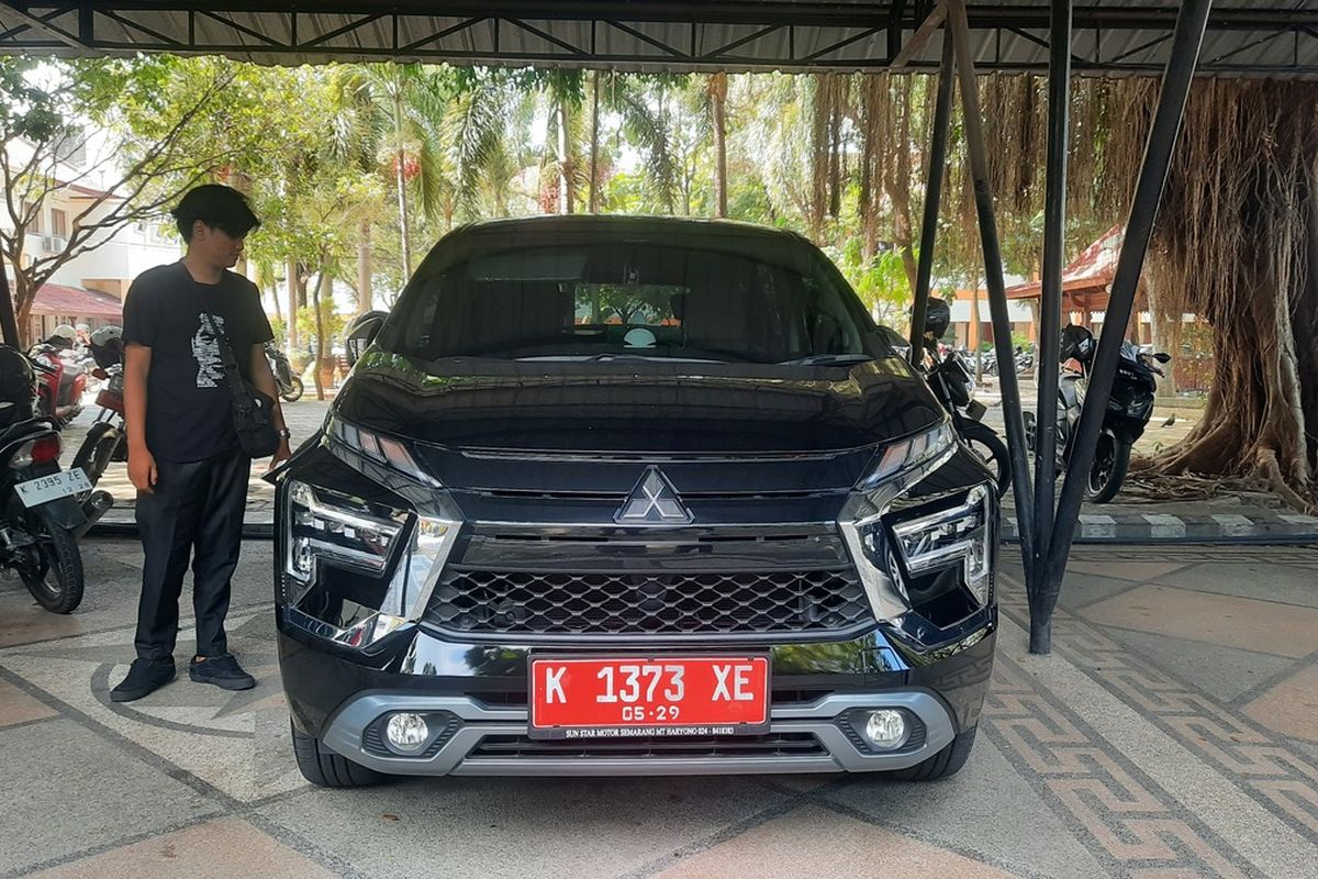 8 Pejabat Pemkab Blora Dapat Mobil Dinas Baru, Innova Reborn dan Xpander