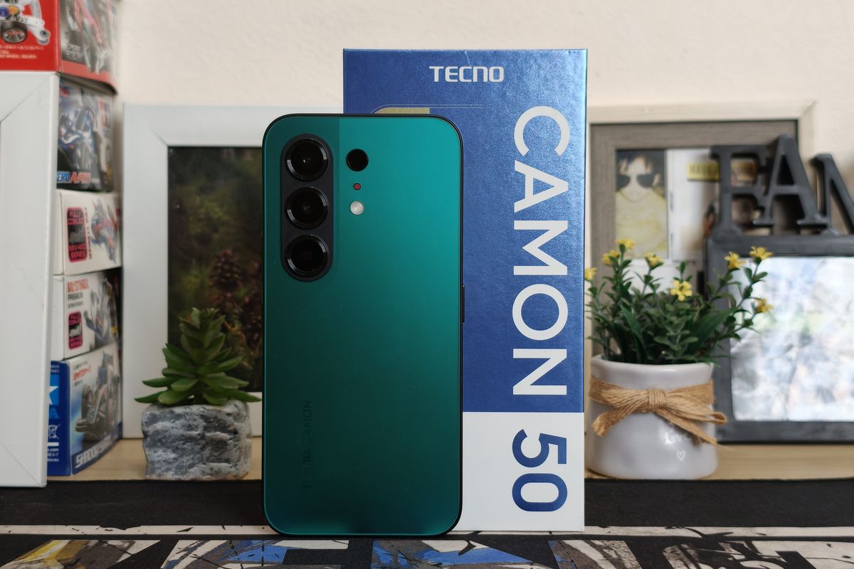 Kesan Pertama Menggenggam Tecno Camon 50, Desain Dual Tone yang Memikat ...