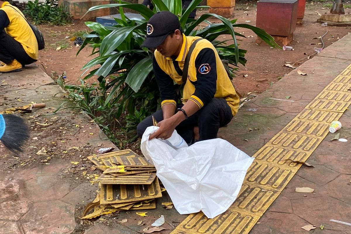 Mengenal "Guiding Block" dan Lokasi-lokasi Penempatannya