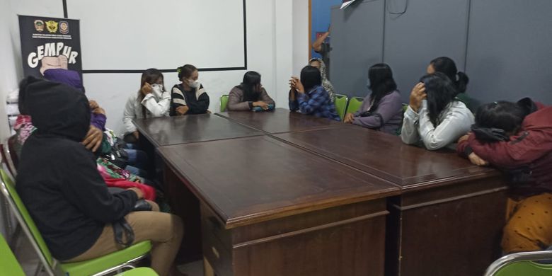 Berita Harian 6-psk-madiun-positif-hiv Terbaru Hari Ini - Kompas.com