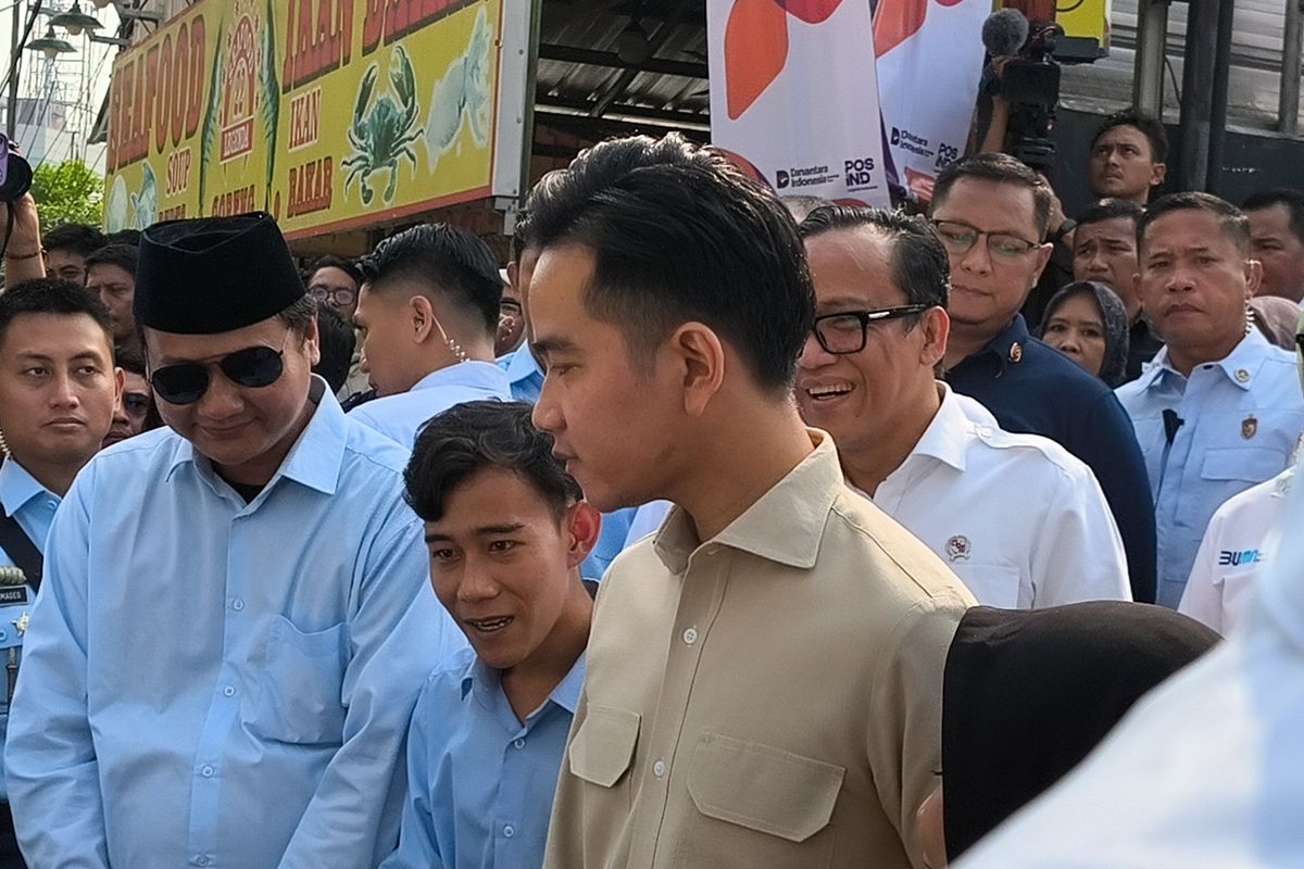 Momen Gibran Ketemu Gibran KW Saat Pembagian BSU