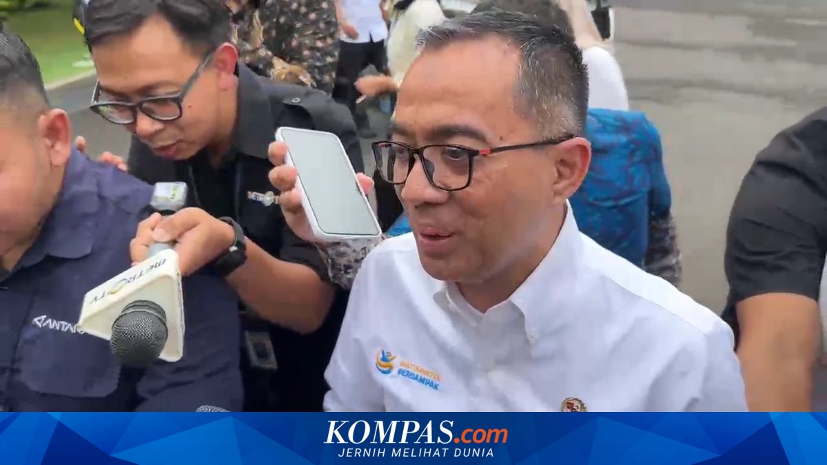 Prabowo Panggil Mendikti Saintek hingga Dirut Garuda ke Istana