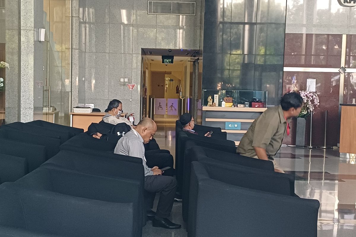 Dua Kali Absen, Gus Muhdlor Akhirnya Penuhi Panggilan KPK