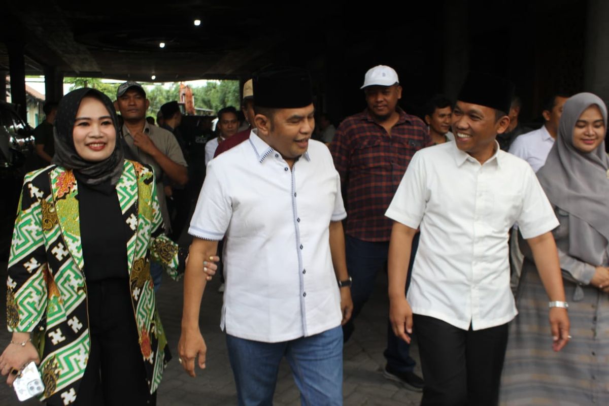 Pilkada Lumajang, Cak Thoriq "Lamar" Ning Fika