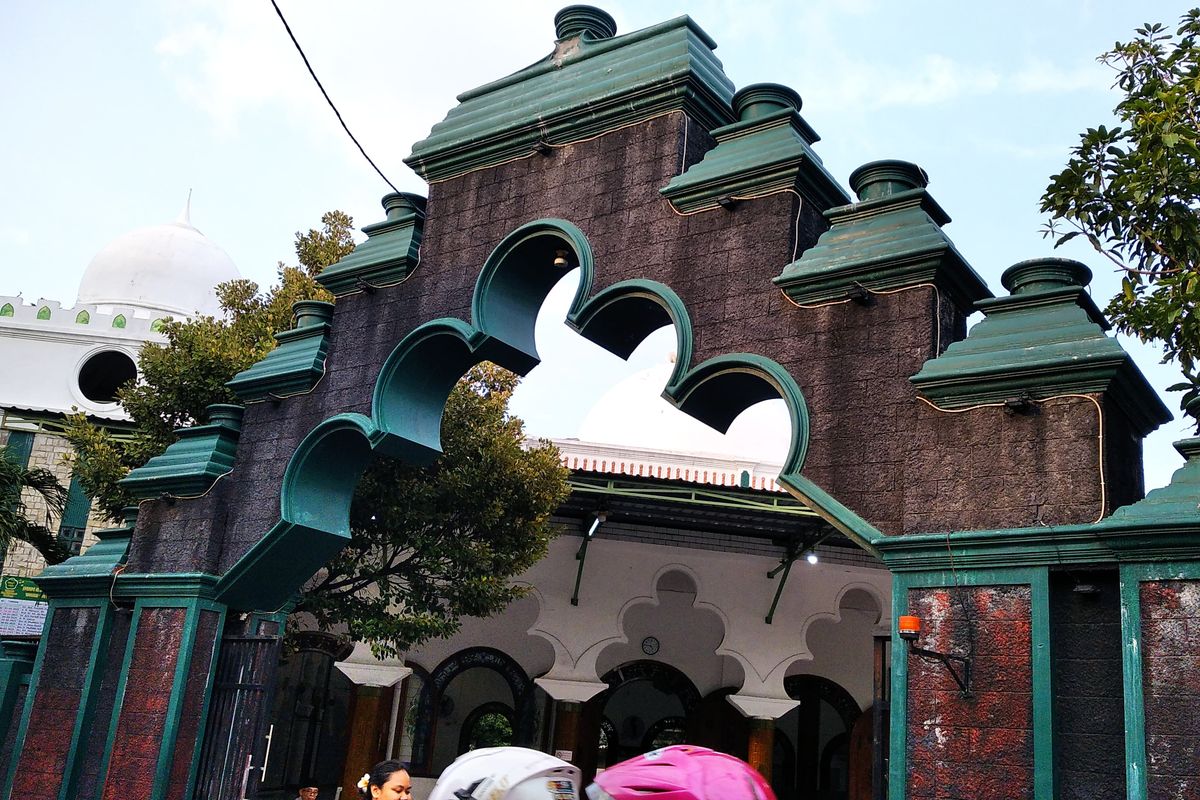 Sejarah Masjid Rahmat Kembang Kuning Surabaya, Dibangun Sunan Ampel ...