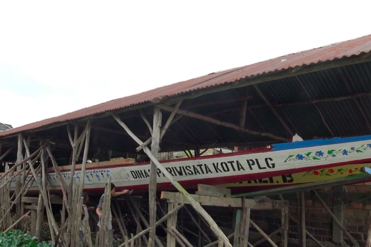 Melihat Perajin Perahu Bidar di Palembang Jelang HUT RI ke-80