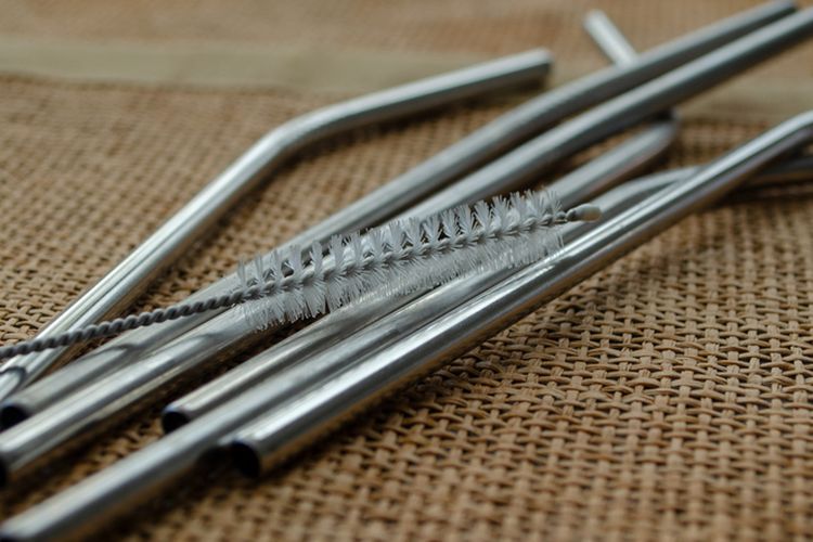 Cara Membersihkan Sedotan Stainless Steel dengan Benar