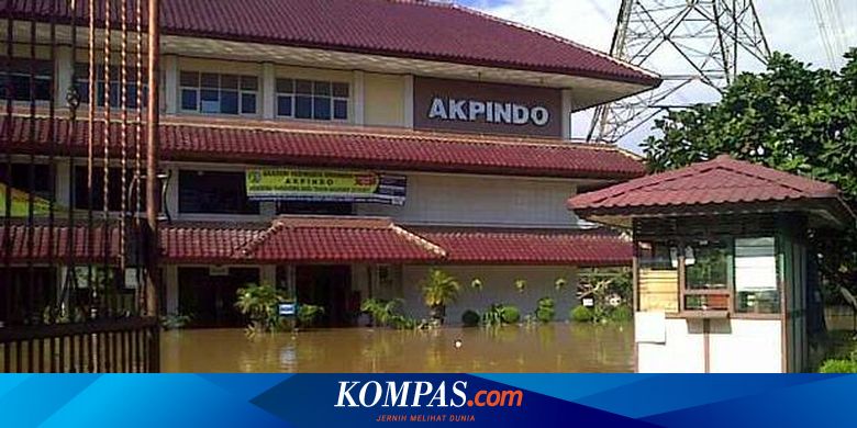 Banjir Rendam Kampus Akpindo