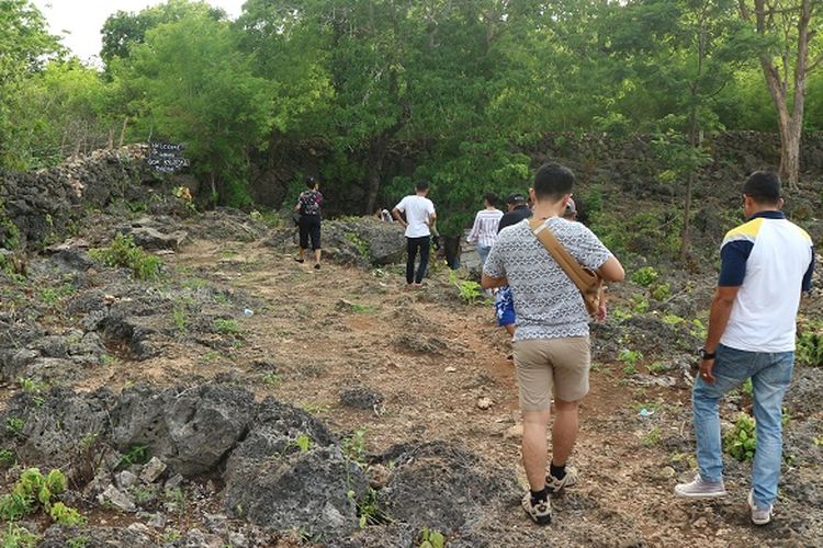 Keindahan Goa Kristal di Kupang Memukau Wisatawan