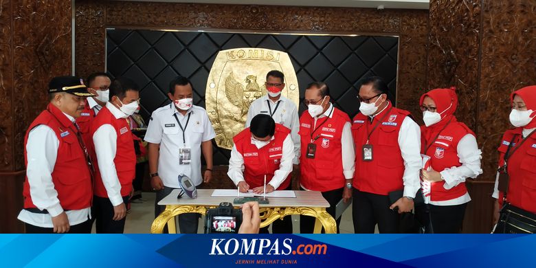 Berompi Merah, PKP Daftar Jadi Peserta Pemilu 2024 ke KPU