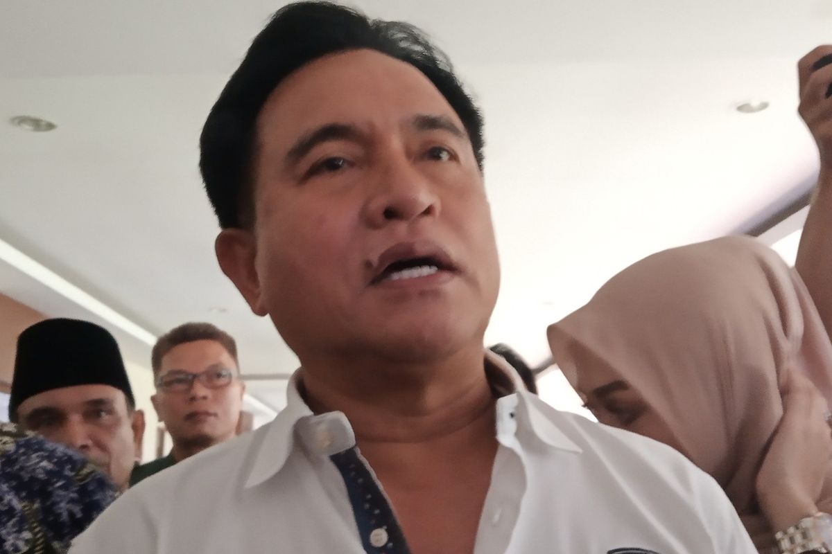 Yusril Sebut Jokowi Sebaiknya Tunjuk Pengacara dan Hadapi Gugatan ...