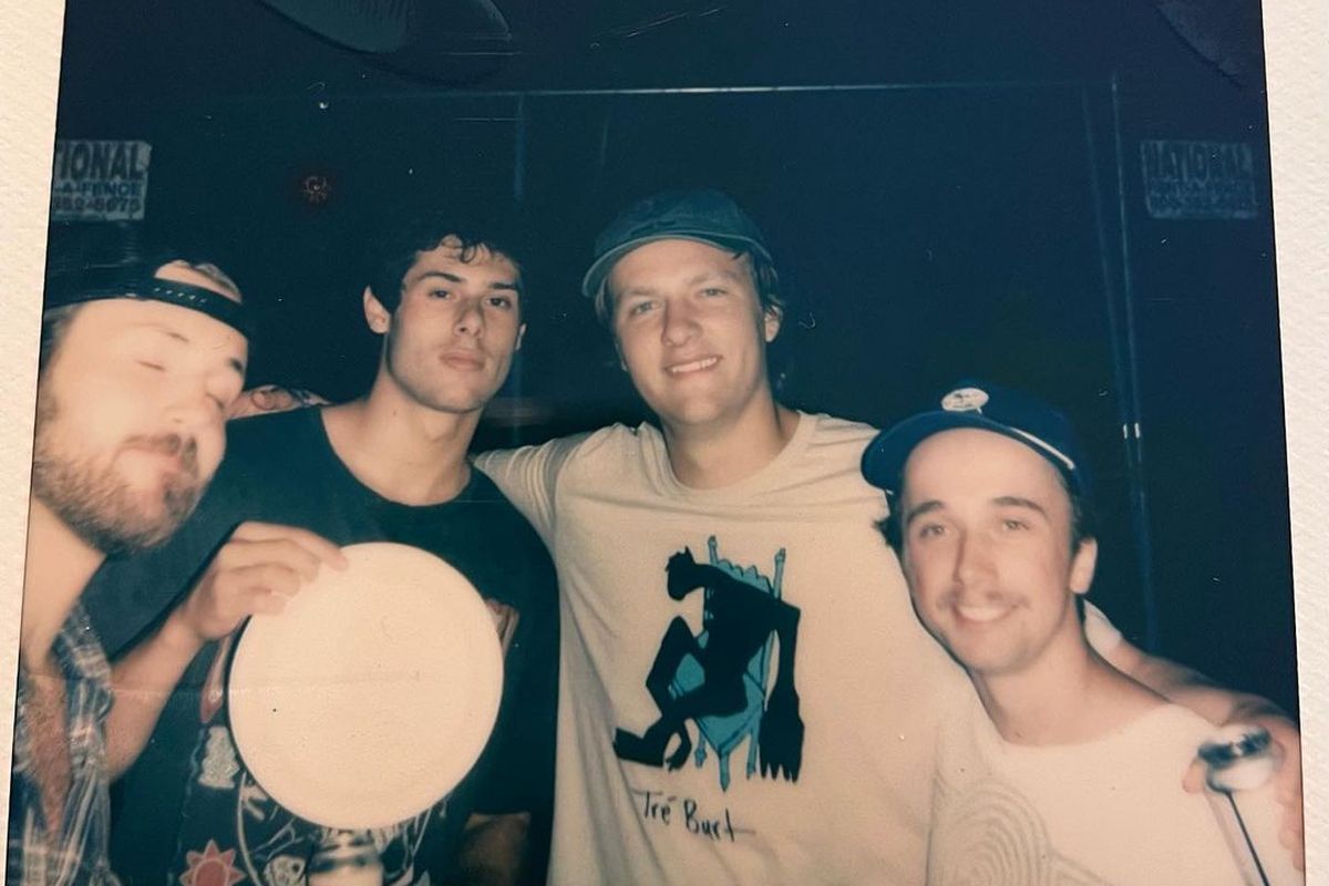 Lirik dan Chord Lagu Solstice - Richy Mitch & The Coal Miners