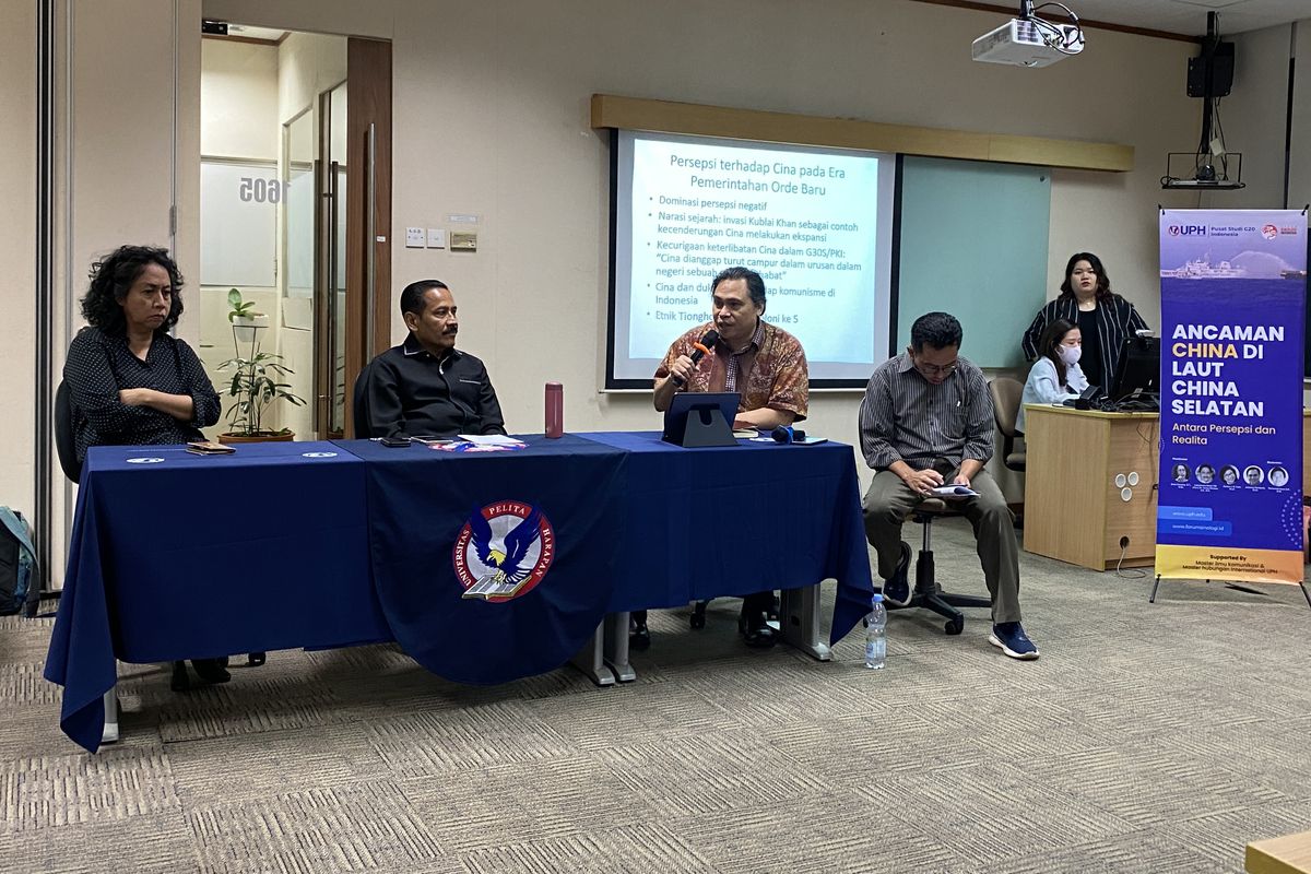 Seminar Pusat Studi G20 UPH dan FSI: Isu Laut China Selatan Bukan di ...