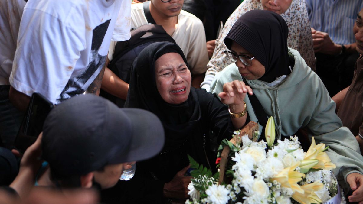 Inisial 7 Polisi Brimob yang Ditangkap Terkait Rantis Lindas Driver ...