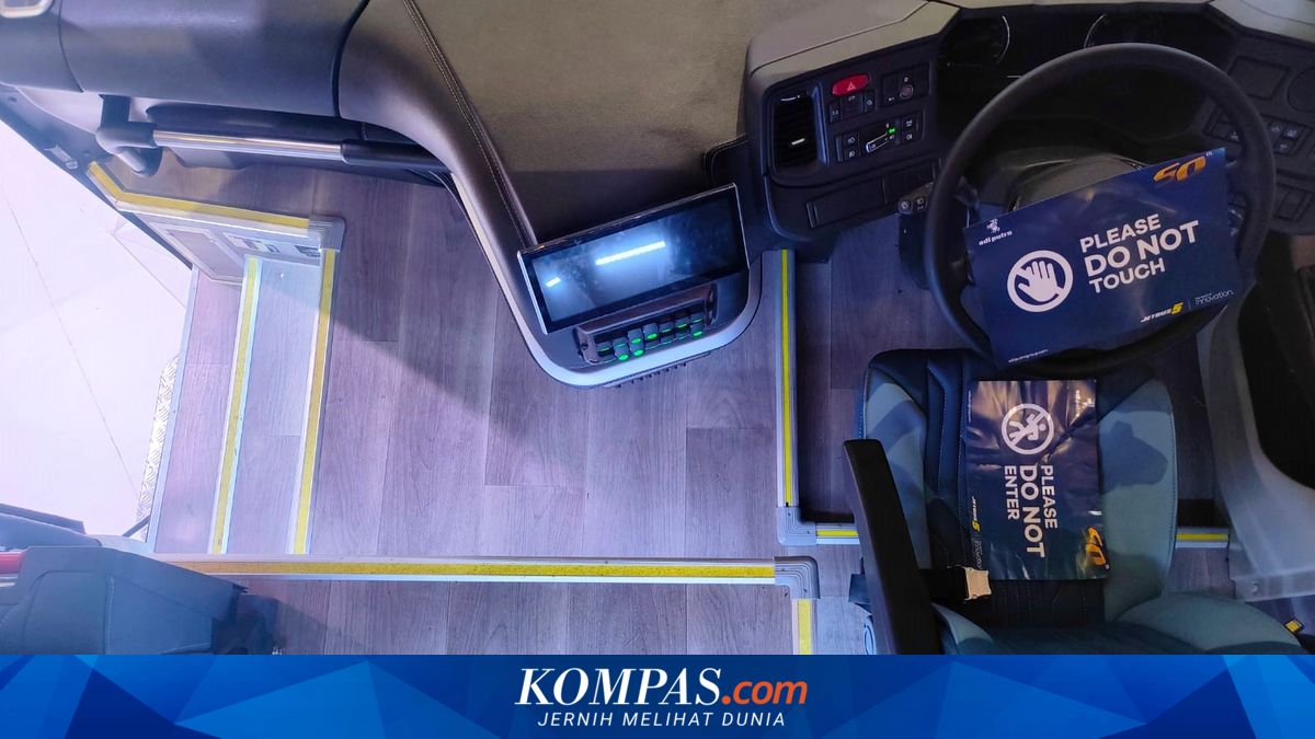 Aksen Kayu Masih Menjadi Tren Lantai Bus di Indonesia