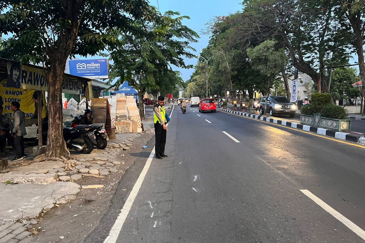 Tabrak Median Jalan di Gresik, Pengendara Motor Asal Tuban Tewas