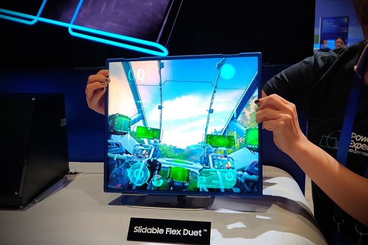 Foto : Samsung Pamer Ponsel Konsep dengan Layar yang Bisa Dilipat dan ...
