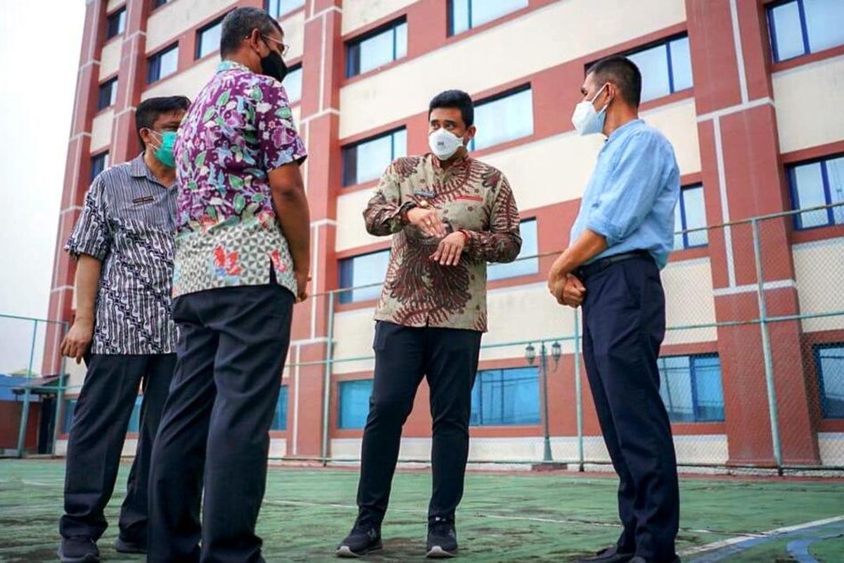 Renovasi Eks Hotel Soechi Rampung, Kolam Renang Jadi Tempat Berjemur ...