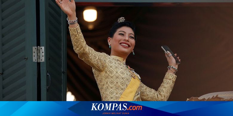 Putri Raja Thailand Ini Curi Perhatian di Tengah Penobatan Ayahnya