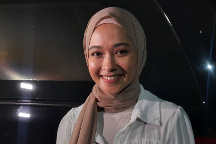 Poppy Bunga Putuskan Vakum dari Sinetron demi Anak