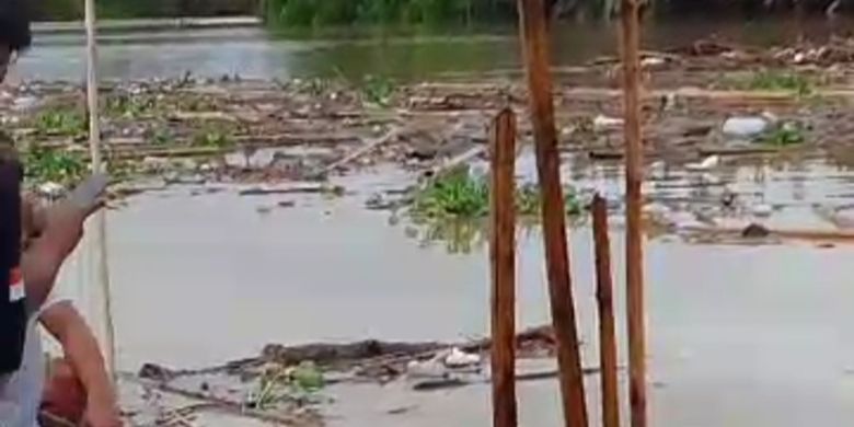 Berita Terkini Harian Irt Tewas Mengapung Di Sungai Terbaru Hari Ini ... Berita Terkini Harian Irt Tewas Mengapung Di Sungai Terbaru Hari Ini ...