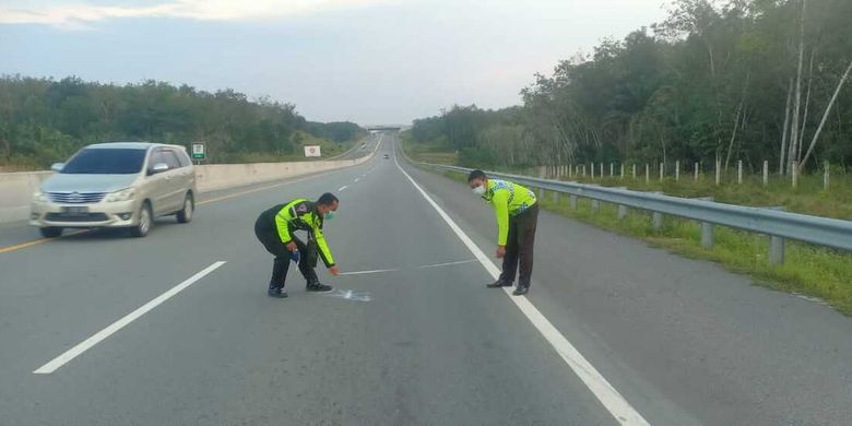 Berita Harian Kecelakaan-di-tol-pekanbaru Terbaru Hari Ini - Kompas.com