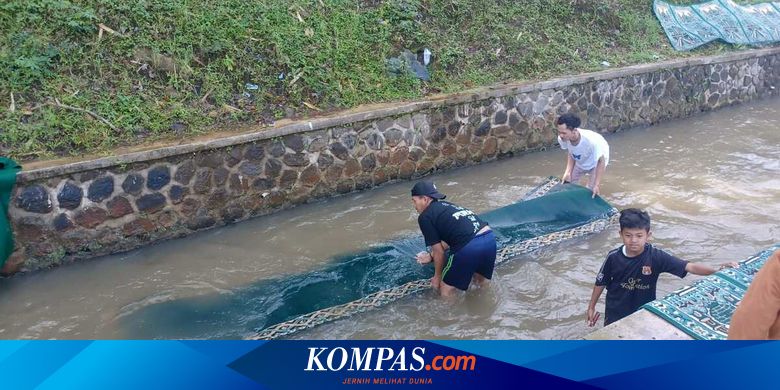 Tradisi Cuci Karpet di Aliran Sungai Ciwidey, Cara Masyarakat Desa Sadu Sambut Ramadhan