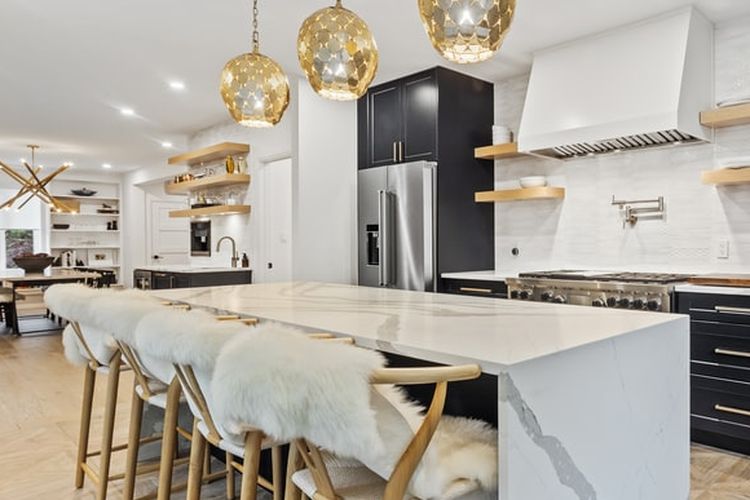 6 Fitur Pelengkap Meja Kitchen Island untuk Memaksimalkan Dapur