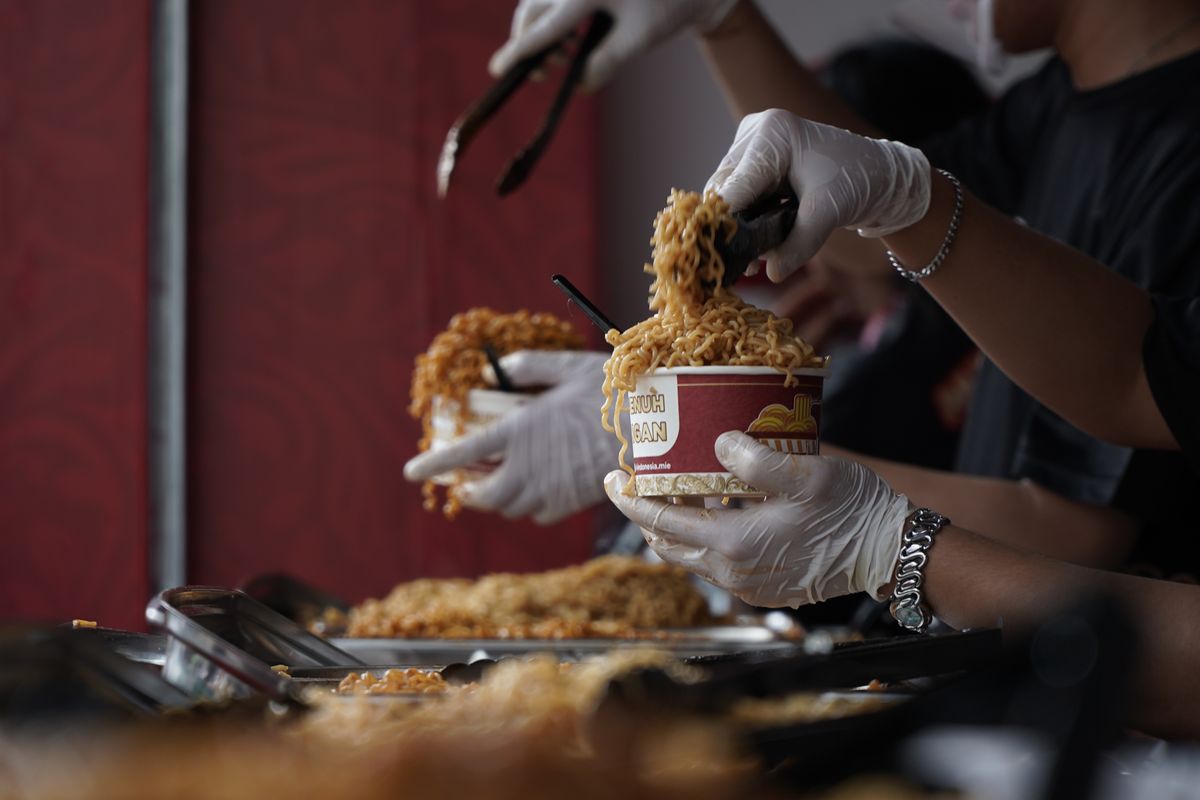 Cara Dapat Mi Porsi Melimpah di PRJ 2025, Sepaket Tas Snack Jumbo