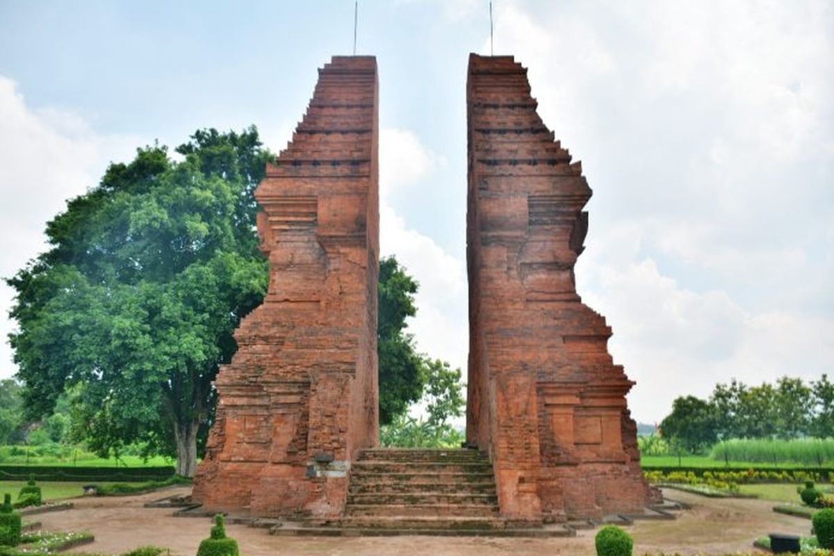 Kenapa Kerajaan Majapahit Dinamakan Majapahit?