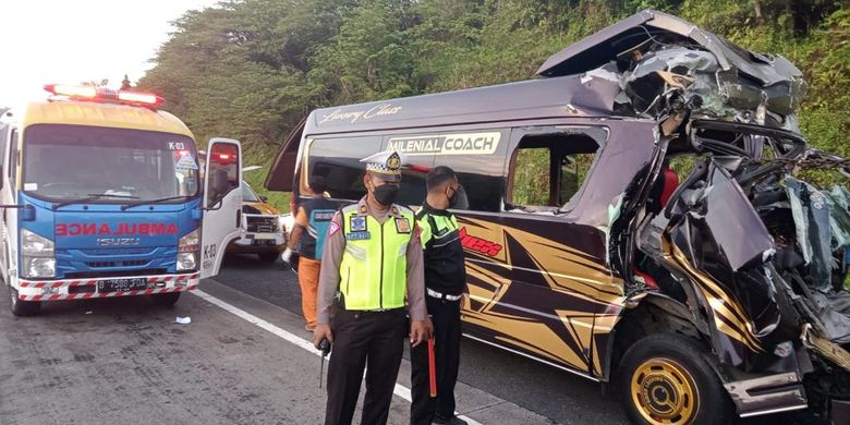 Berita Harian Kecelakaan-di-tol-solo-semarang Terbaru Hari Ini - Kompas.com