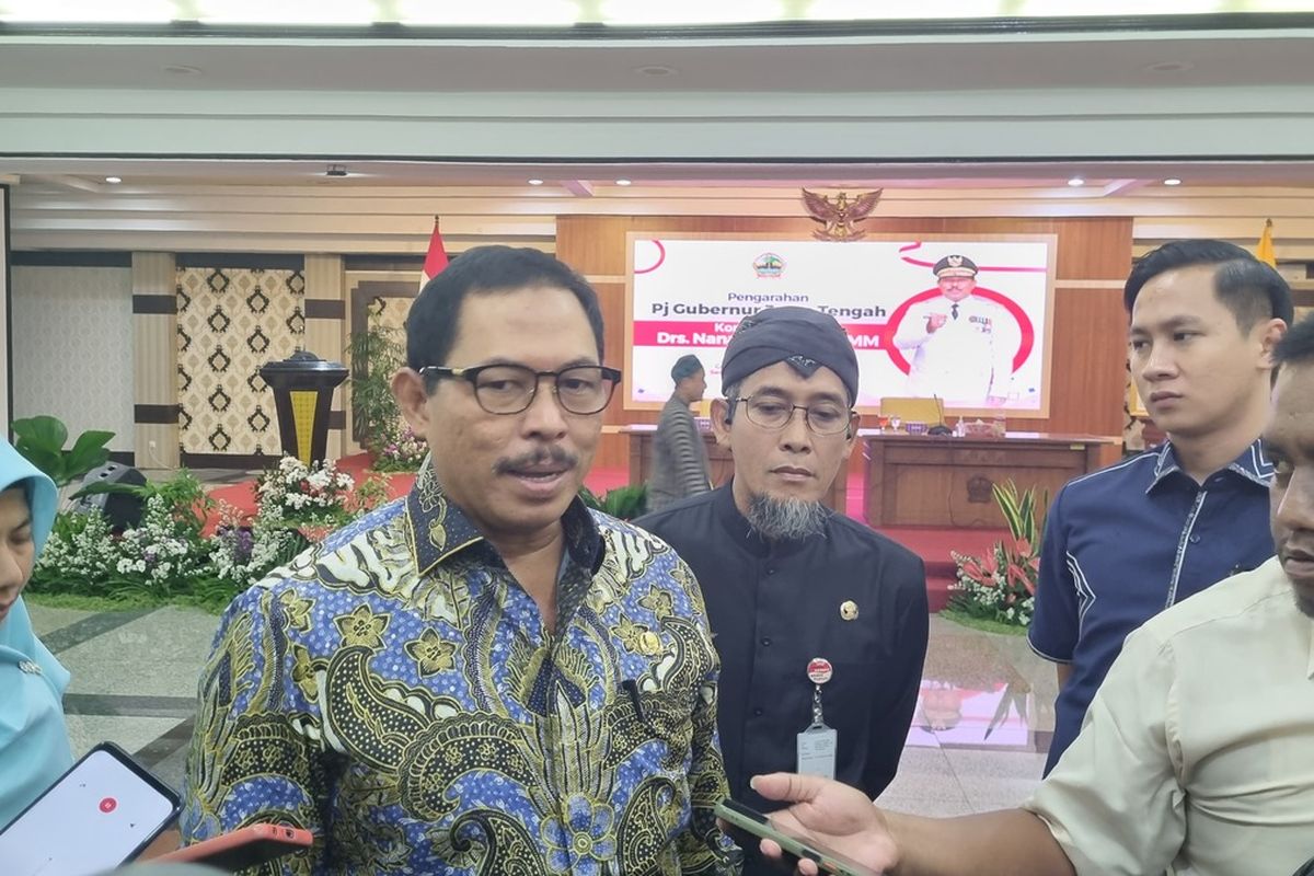 Hari Pertama Gantikan Ganjar, Nana Sudjana Rapat soal Pemilu Damai dan Penanganan Kekeringan di ...