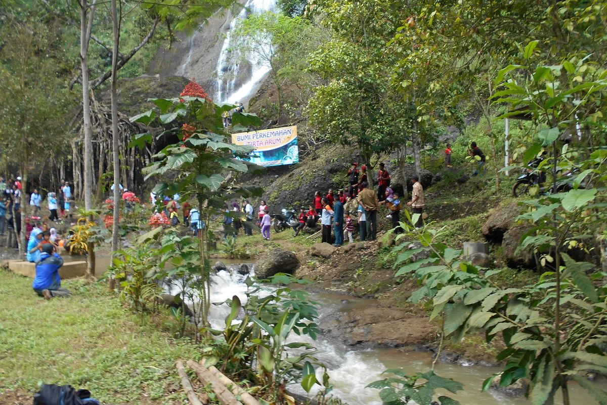 Curug Winong di Wonosobo: Daya Tarik, Harga Tiket, Jam Buka, dan Rute