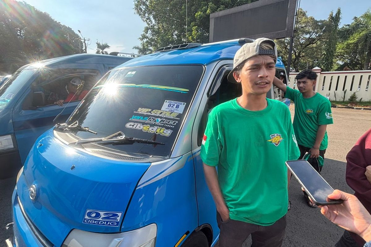 Sopir Angkot Puncak Ungkap Penghasilan Harian, Rp 200.000 Harus Dibagi ...