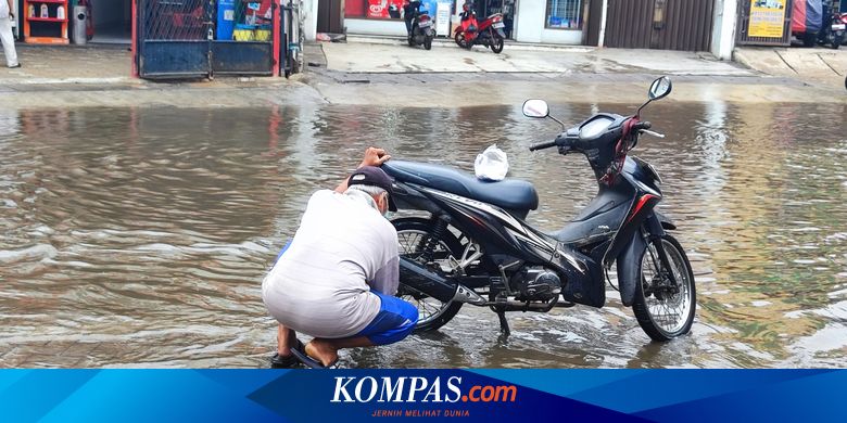 Musim Hujan, Jangan Coba Terabas Jalanan yang Banjir